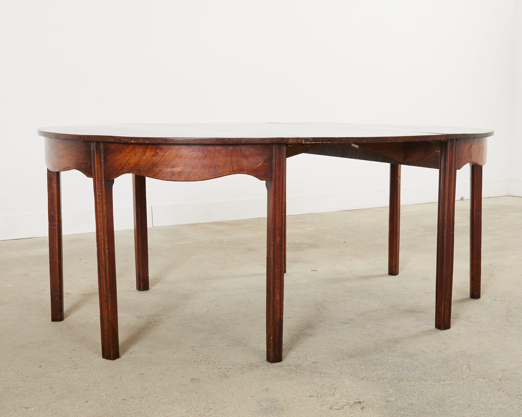 DINING TABLES – Erin Lane Estate