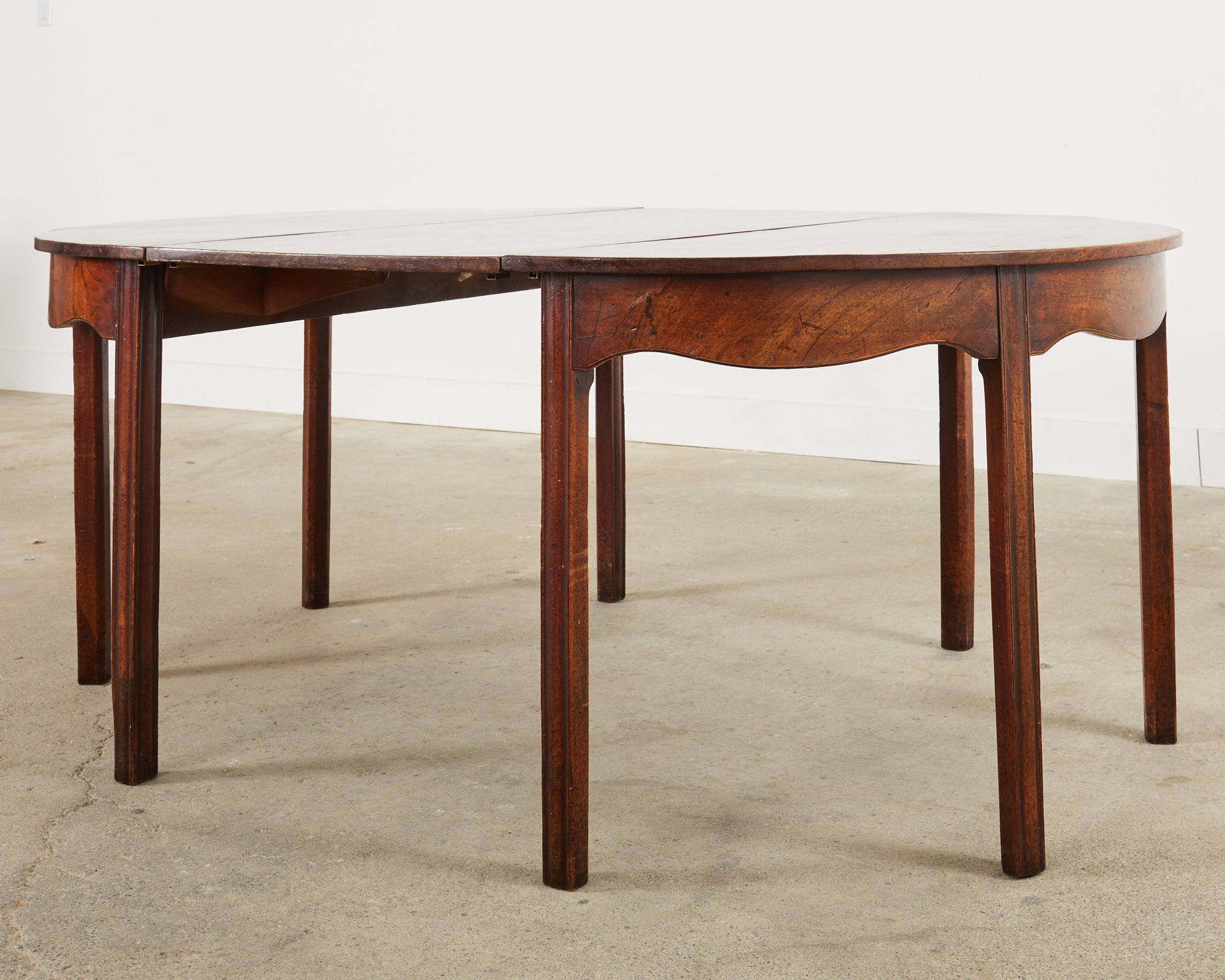 DINING TABLES – Erin Lane Estate